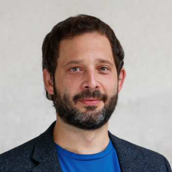 Meet our Peer Review Ambassadors - IOP Publishing